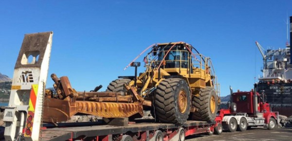 International Shipping Heavy Equipment & Machinery | Freightplus